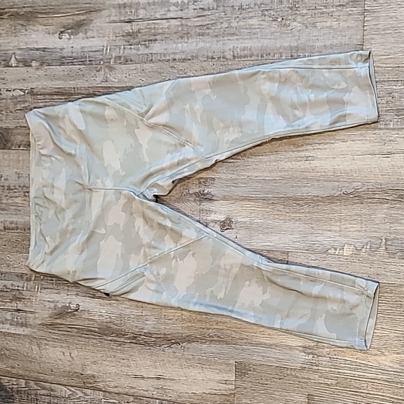 RBX | Pants & Jumpsuits | Rbx Croppes Light Camo Workout Leggings Size ...